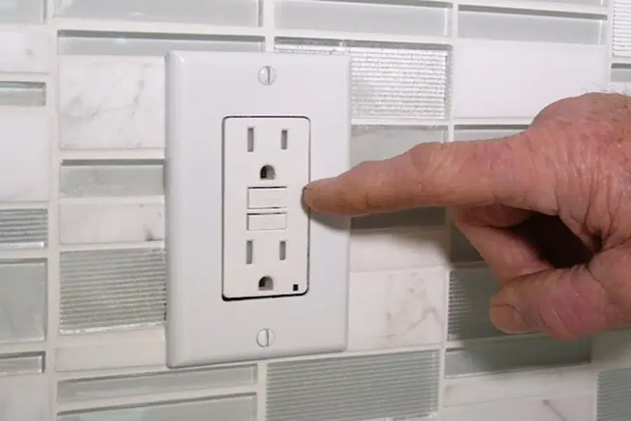 What Los Angeles Homeowners Need to Know About GFCI Outlets