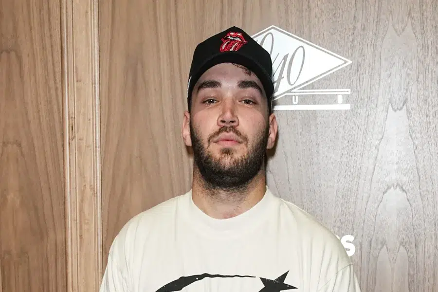 Adin Ross Net Worth the Streaming Sensation’s Rise to Fame